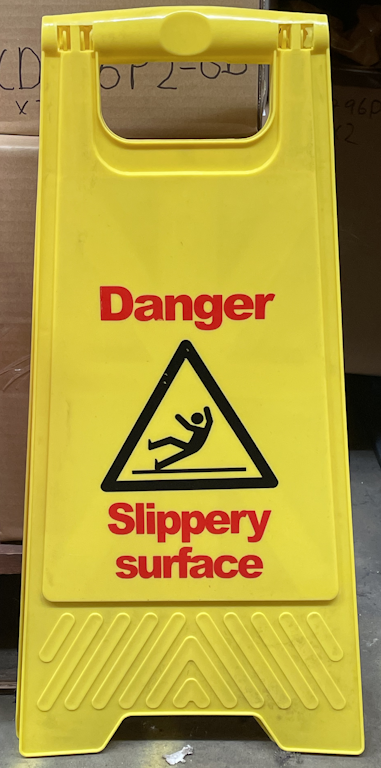 16ABOARDDANSLIP | A BOARD DANGER SLIPPERY FLOOR (TBD) - S10 Supplies