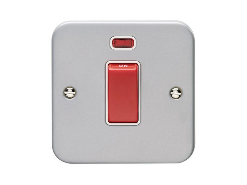 EUROLITE METAL CLAD 1 GANG 45A SWITCH WITH NEON INDICATOR - S10 Supplies