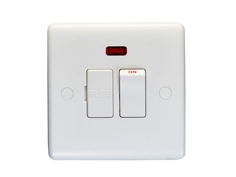 ELPL4191 | EUROLITE Enhance White Plastic 13A Switched Fused Spur Unit ...